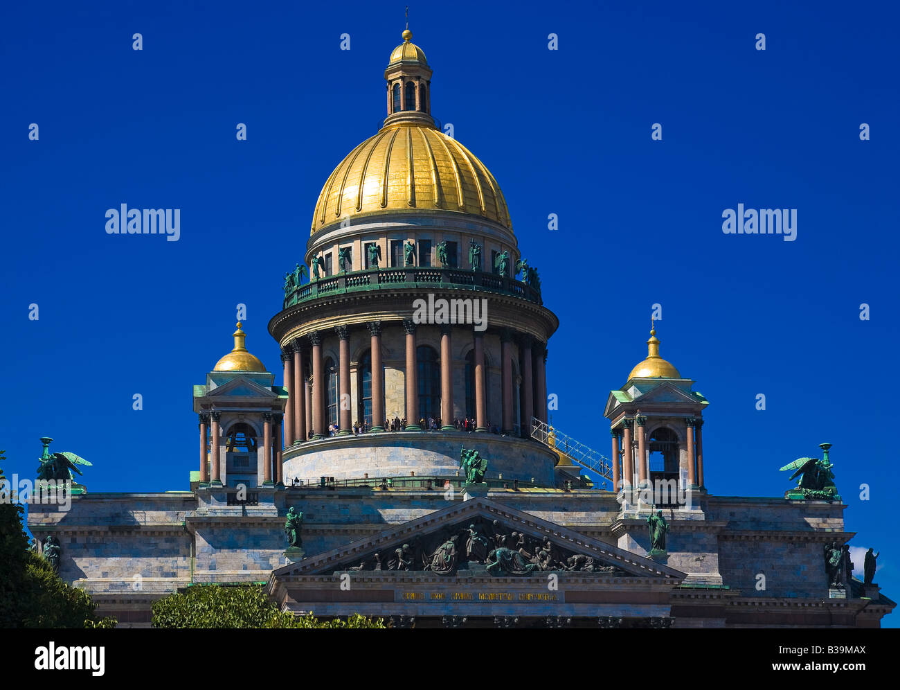 The gilded dome of ‘St. Isaac’s Cathedral’ or ‘Isaakievskiy Sobor ...
