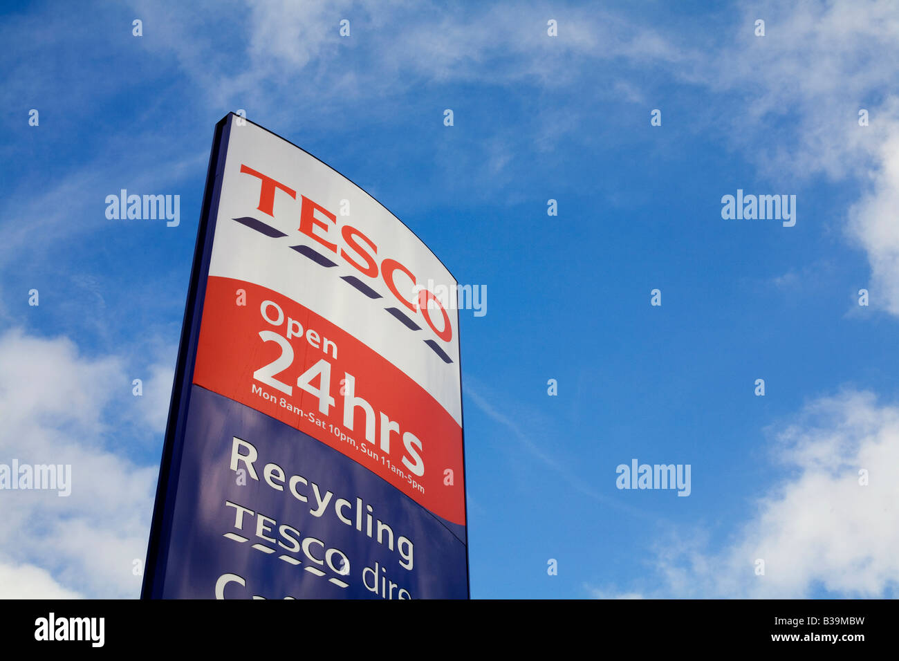 Shopping sign for a Tesco 24 hour Supermarket Stock Photo - Alamy