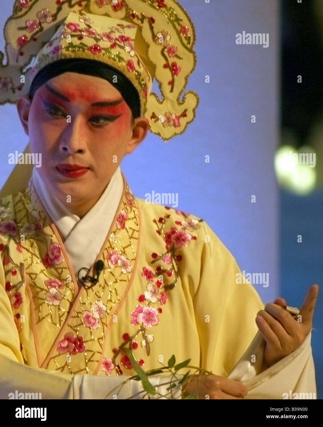 CHINESE OPERA, PERFORMED ON CHINESE NEW YEAR AT THE BRITISH MUSEUM ...