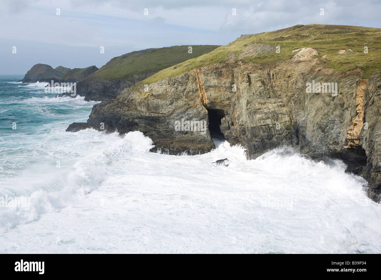 Hoblyn's cove hi-res stock photography and images - Alamy