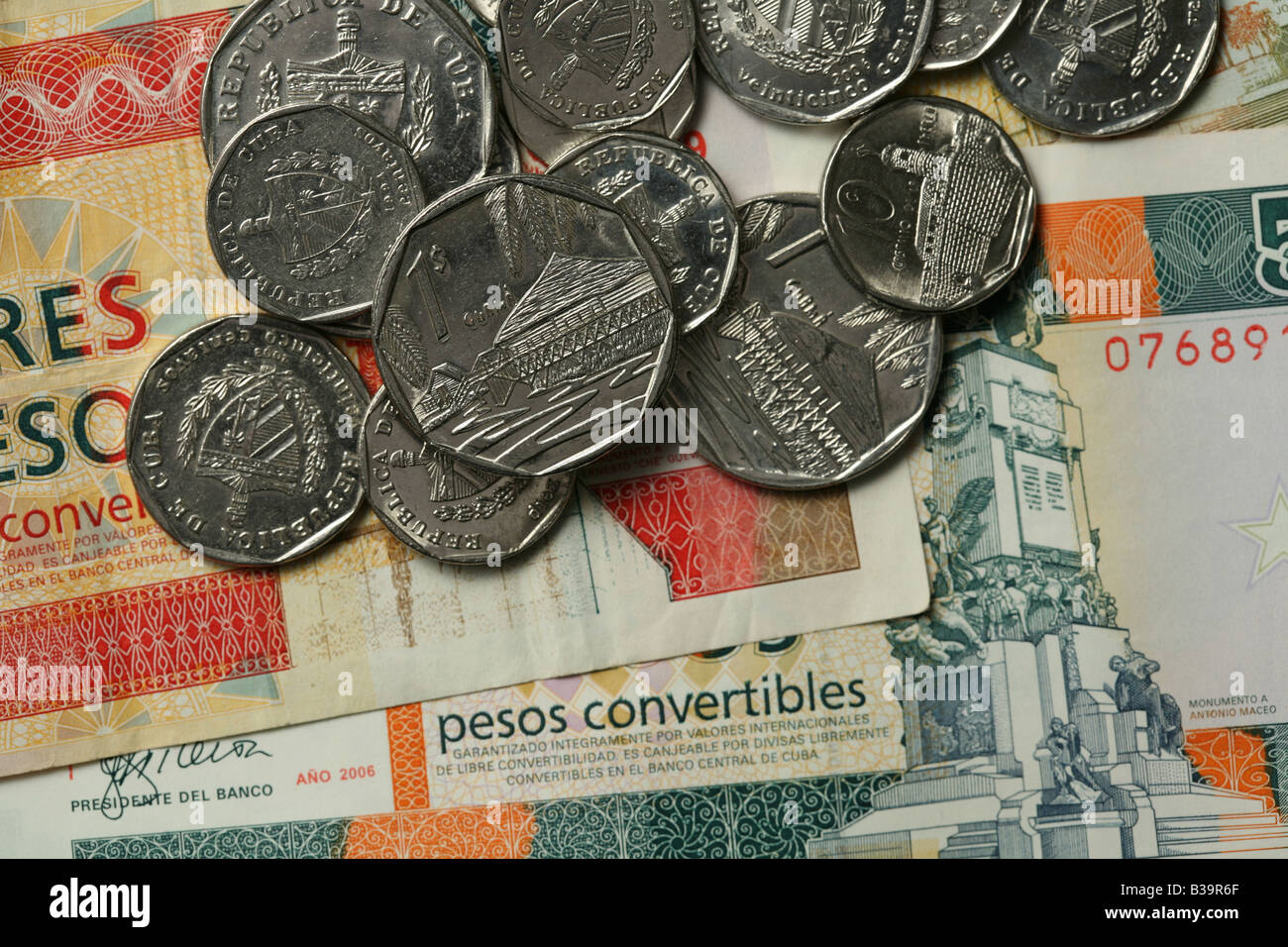 Cuban convertible pesos banknotes and coins Stock Photo - Alamy