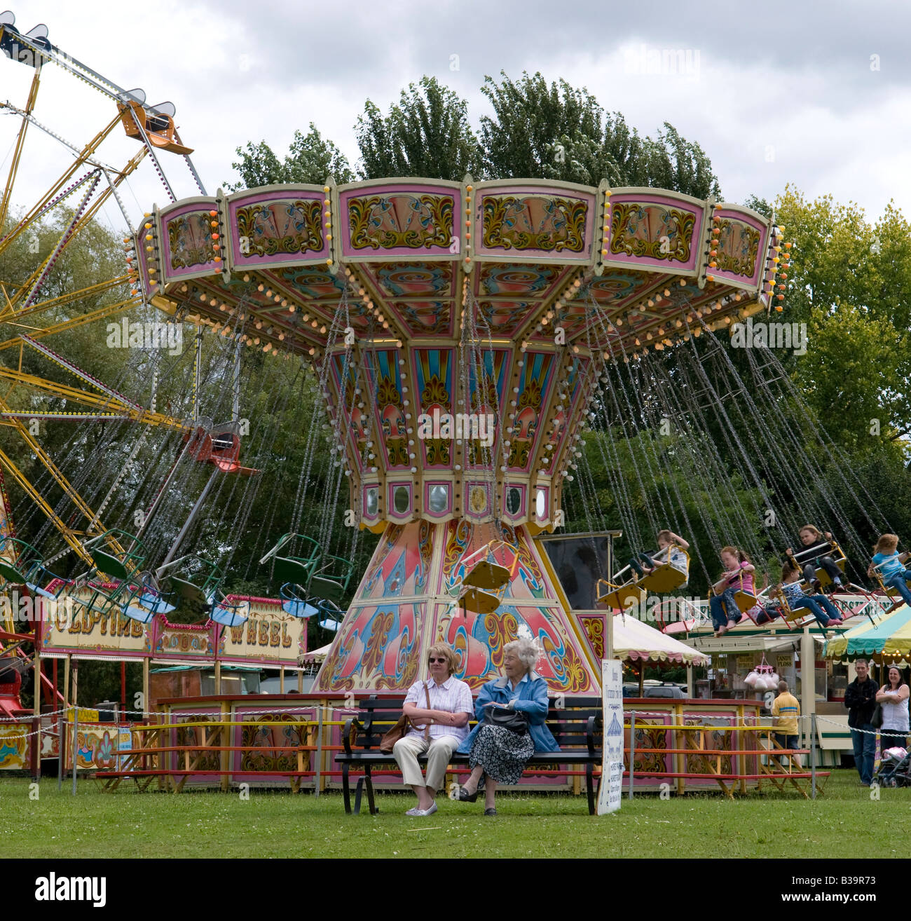 Funfair roundabout hi-res stock photography and images - Alamy