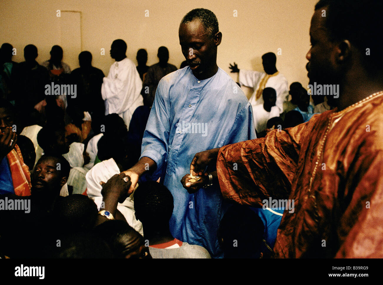 'TOUBA, AFRICA'S LITTLE MECCA', MOURIDES GIVES MONEY FOR THE KALIF TO ...