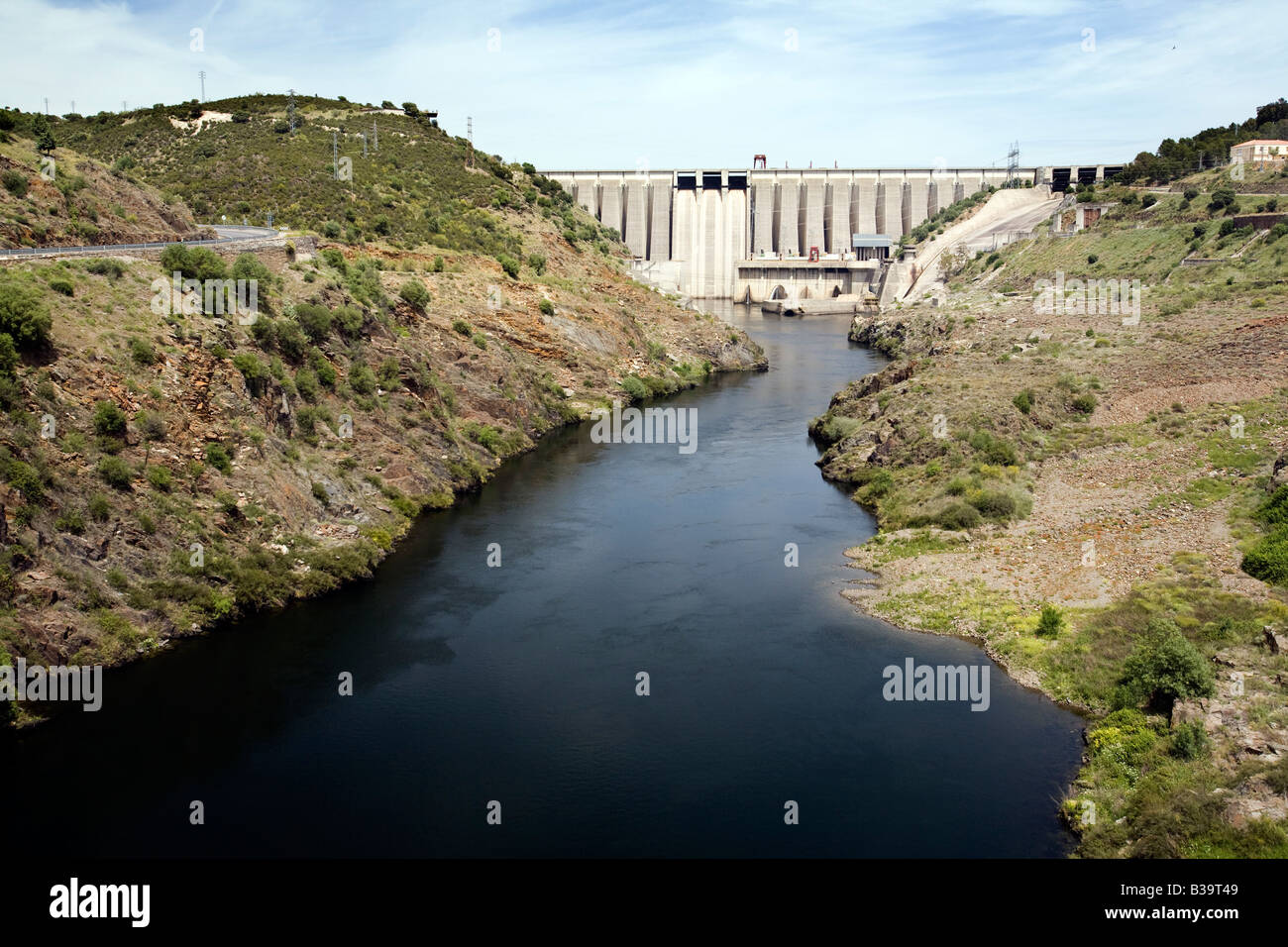 Alcantara dam, Tagus river, province of Caceres, Spain Stock Photo - Alamy