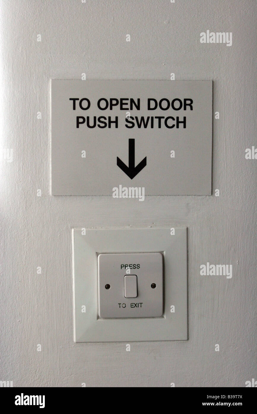 Switch arrow hi-res stock photography and images - Alamy