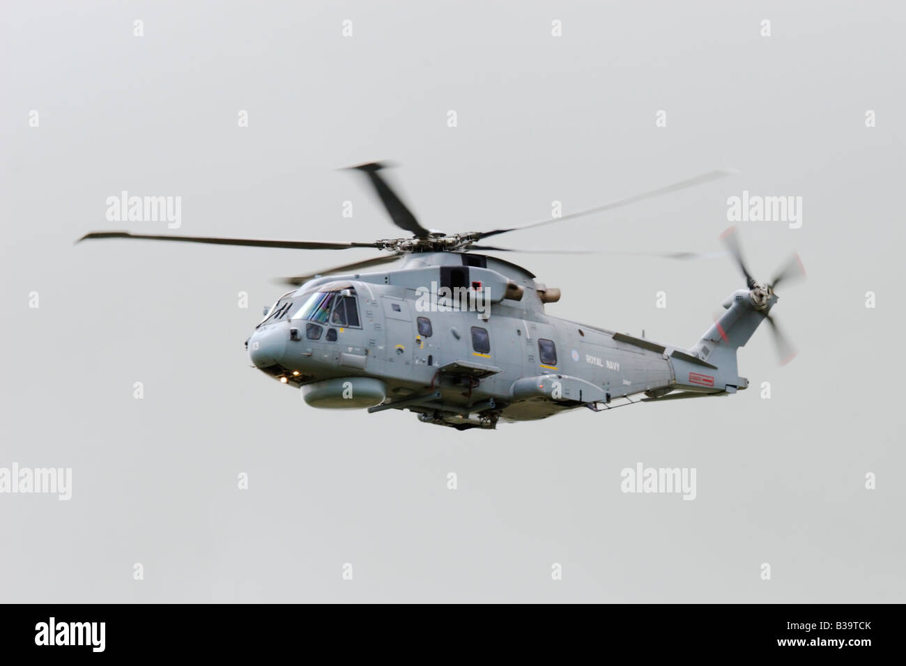 Royal navy merlin helicopter hi-res stock photography and images - Alamy