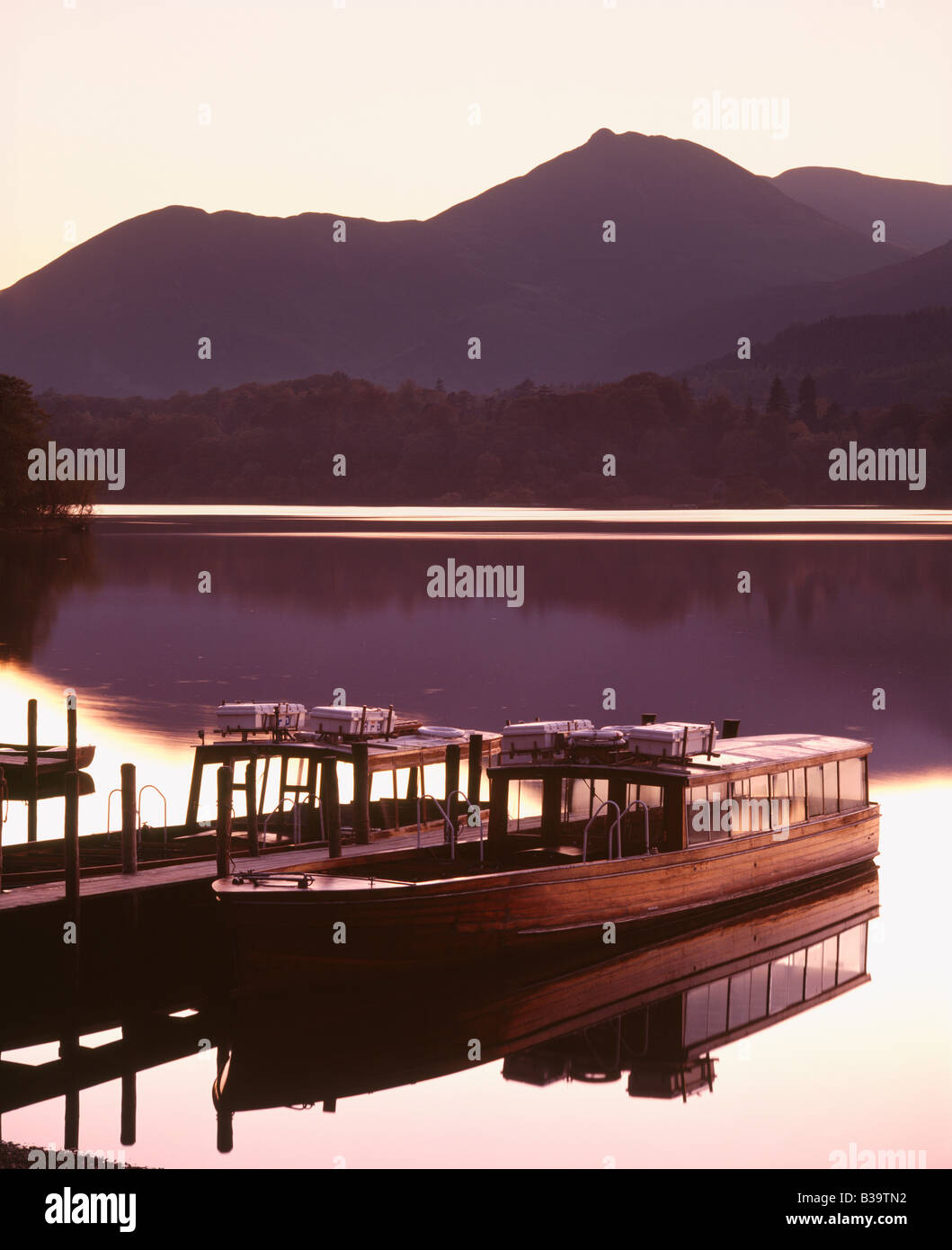 Keswick landing stages hi-res stock photography and images - Alamy