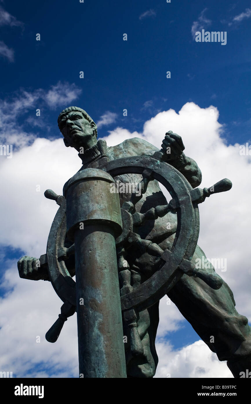 Merchant Navy War Memorial In Stock Photos & Merchant Navy War Memorial ...