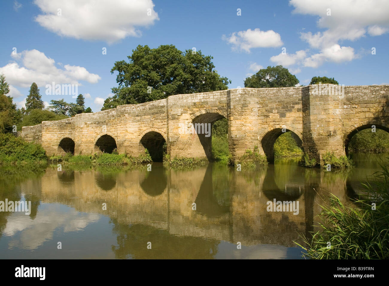 England Sussex Stopham bridge & River Arun Stock Photo - Alamy
