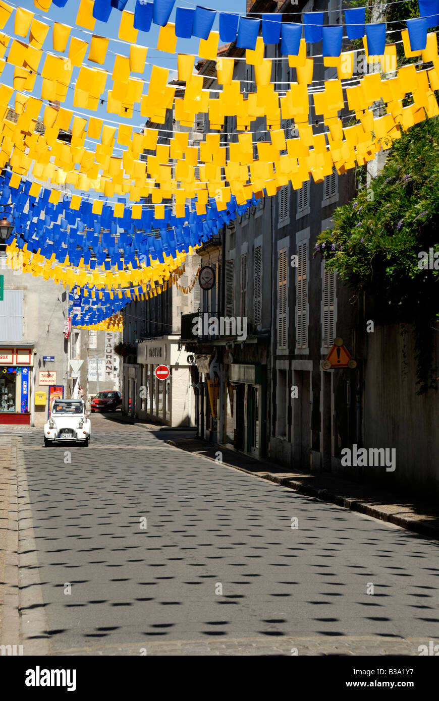 Classic bunting hi-res stock photography and images - Alamy