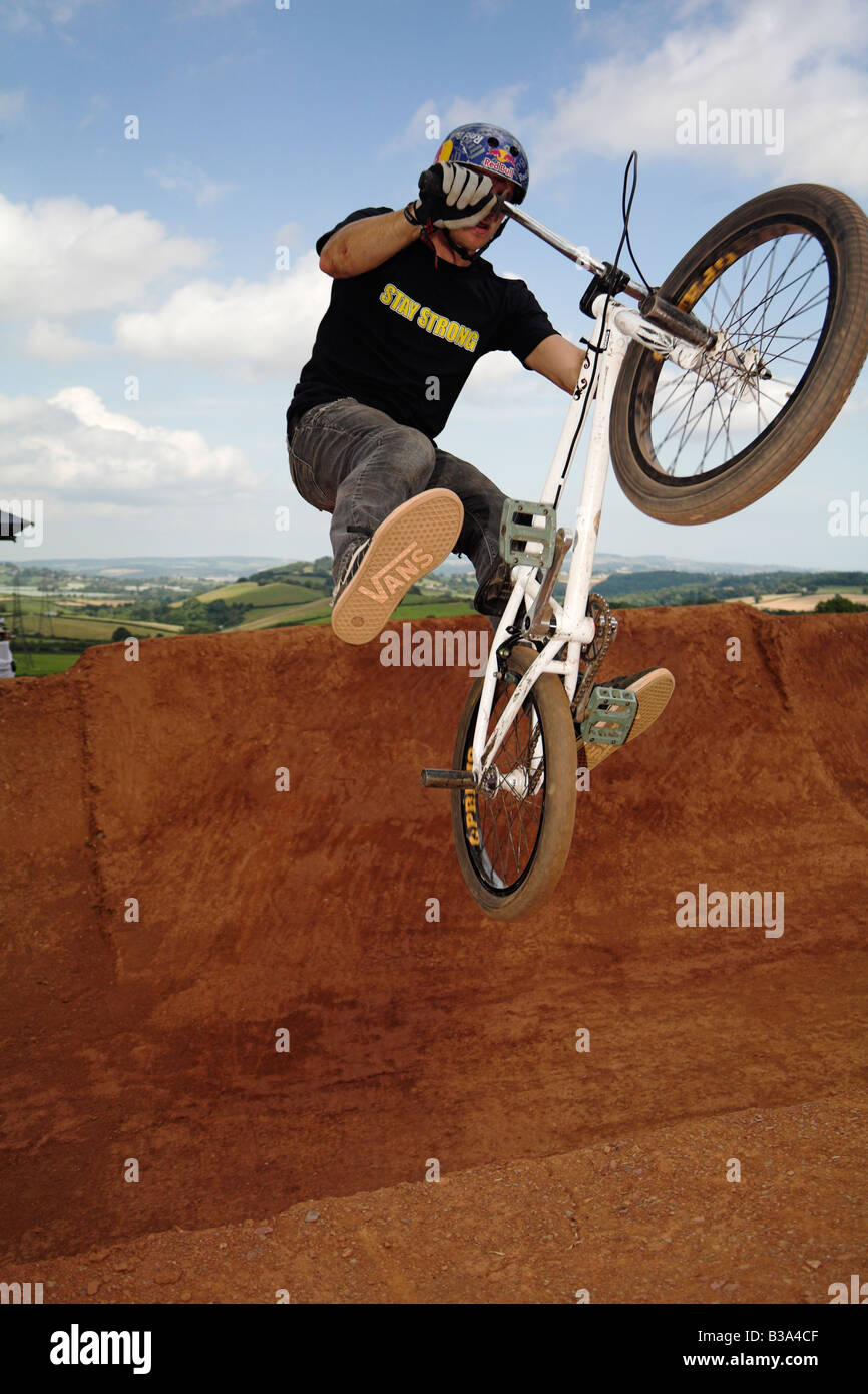 Bmx uk jump competition hi-res stock photography and images - Alamy