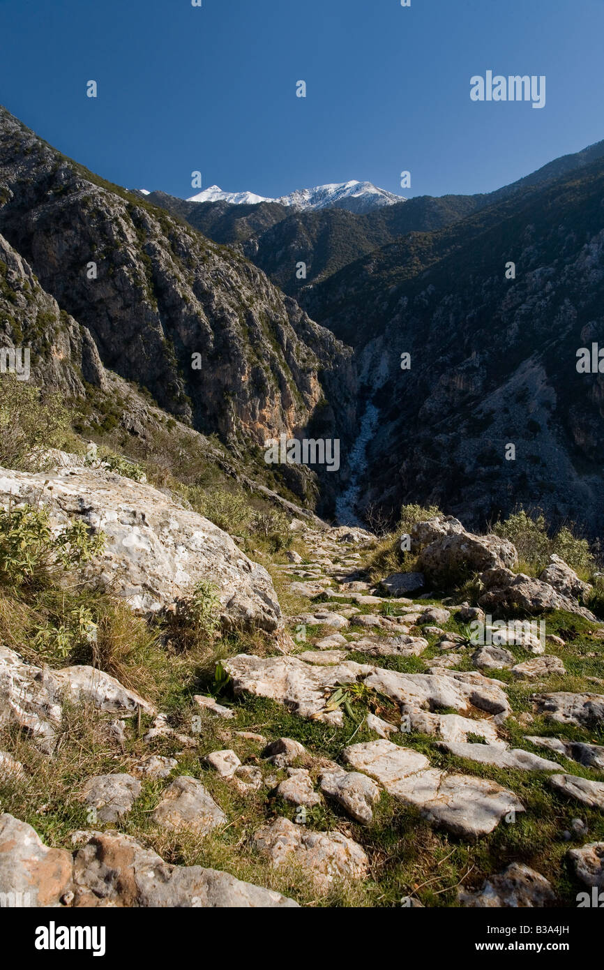 Footpath descending into the Vyros Gorge from Tseria Stock Photo - Alamy