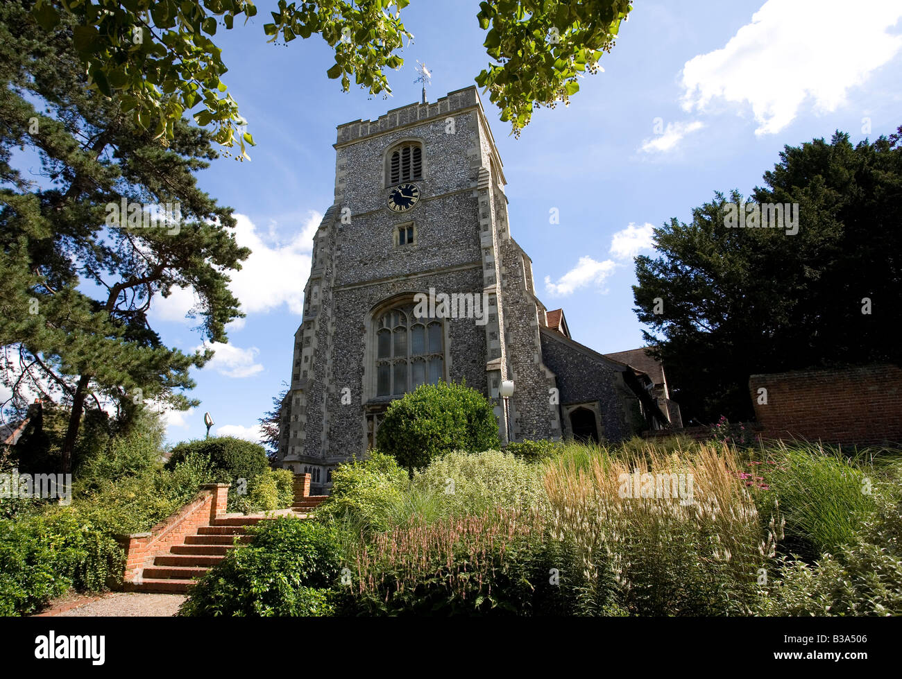 Leatherhead hi-res stock photography and images - Alamy