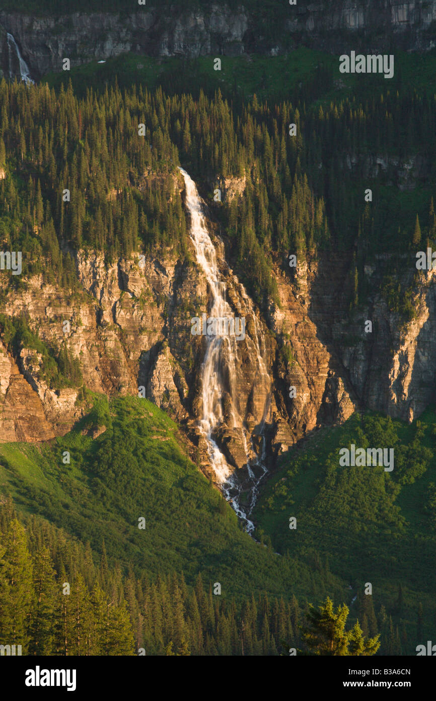 Hanging Valley Glacier High Resolution Stock Photography and Images - Alamy