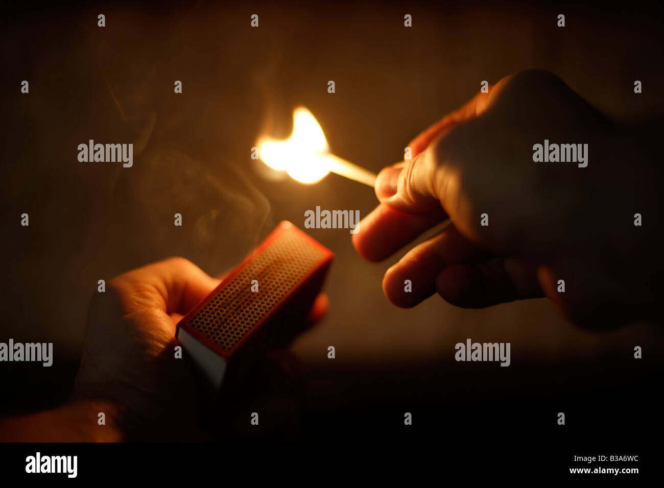 Matchbox match hi-res stock photography and images - Alamy