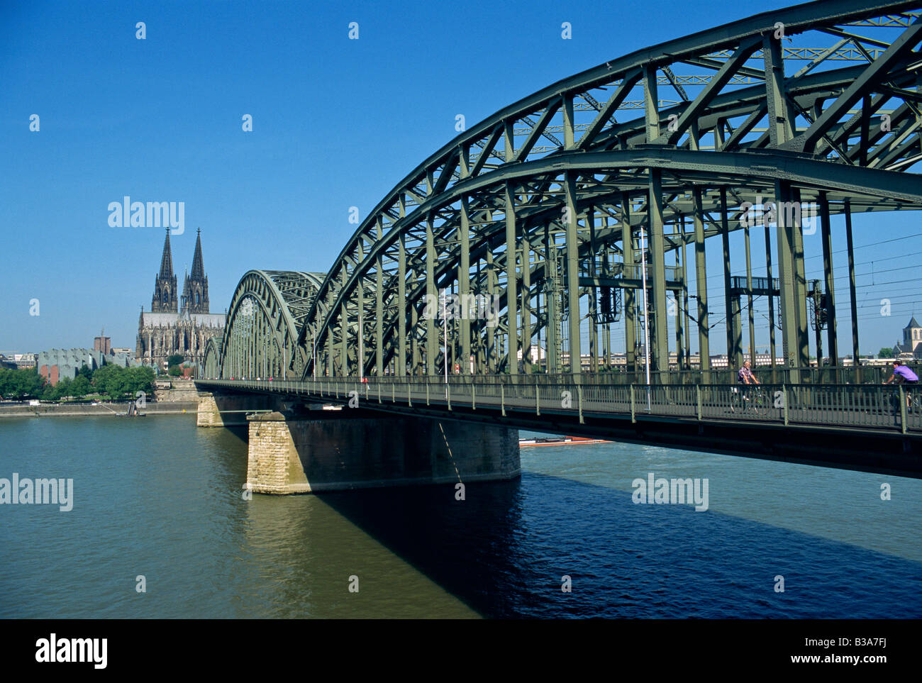 German bridges over the rhine hi-res stock photography and images - Alamy