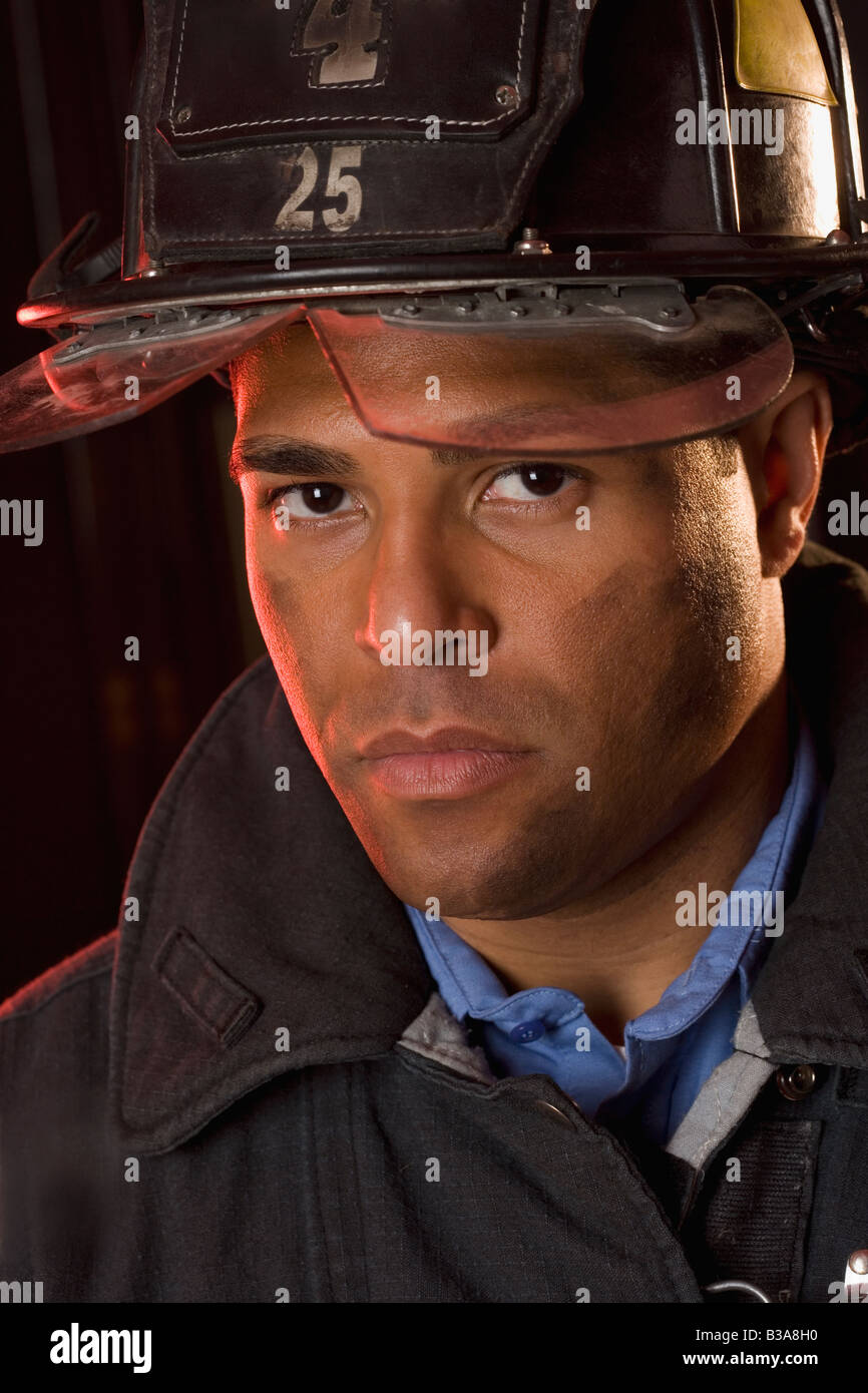 Hispanic fireman hi-res stock photography and images - Alamy