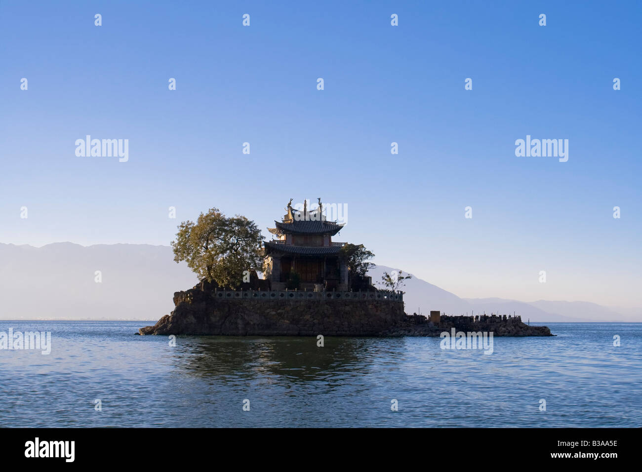 Putuo Dao Island Temple, Erhai Hu Lake, Dali, Yunnan Province, China ...