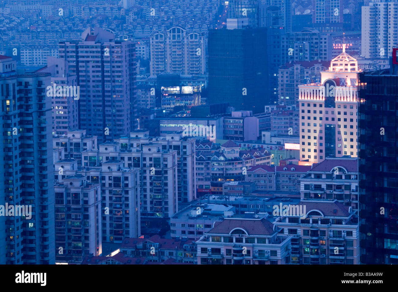 Qingdao city night view hi-res stock photography and images - Alamy