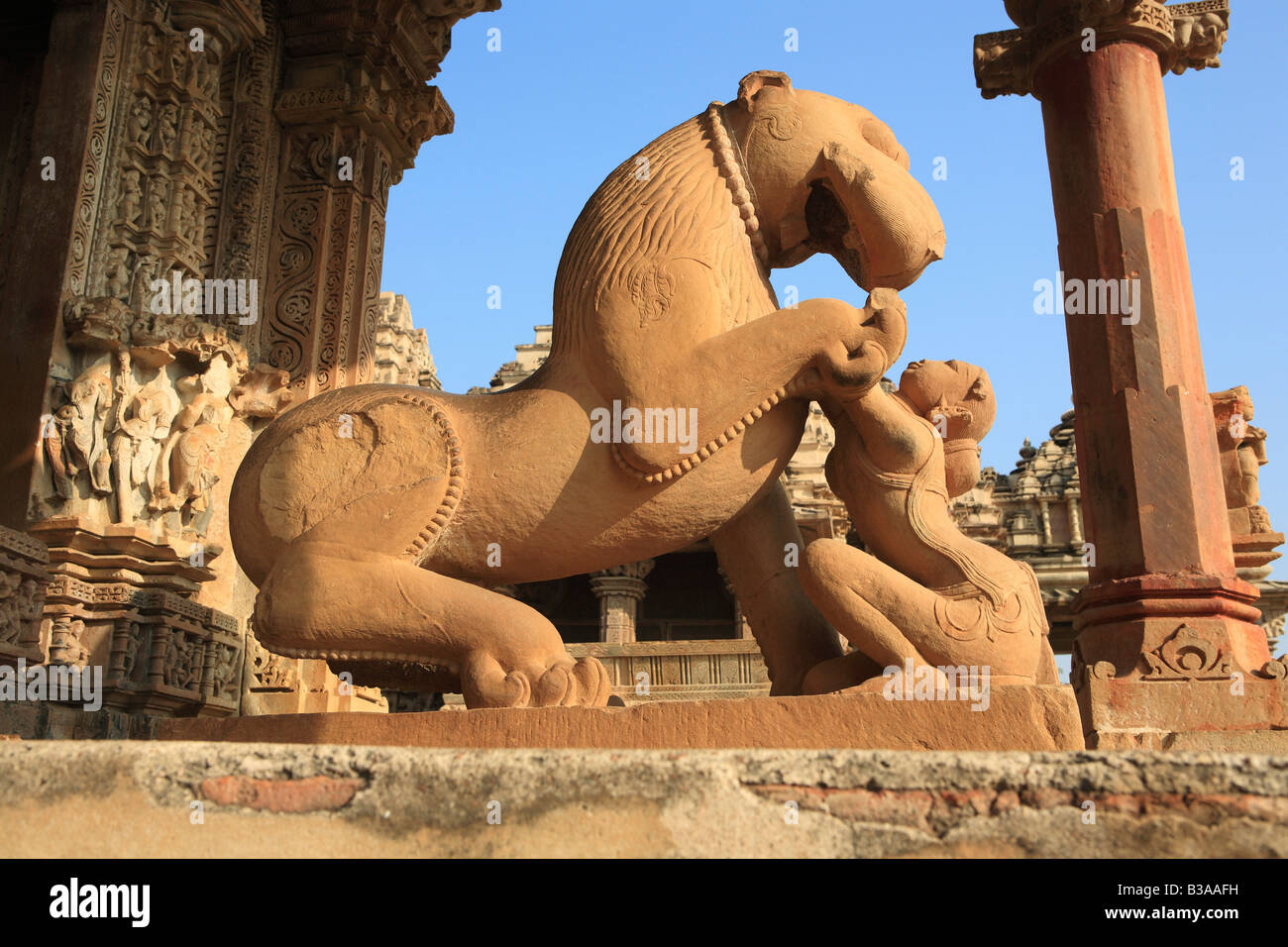 Lion Yali & sardula, Mahadeva Hindu temple, UNESCO World Heritage site ...
