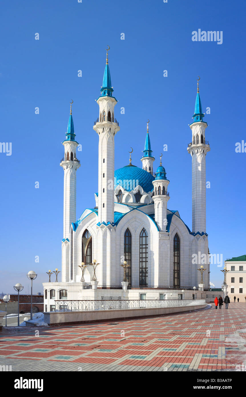 Modern Sharif mosque in Kazan Kremlin, Tatarstan, Russia Stock Photo ...