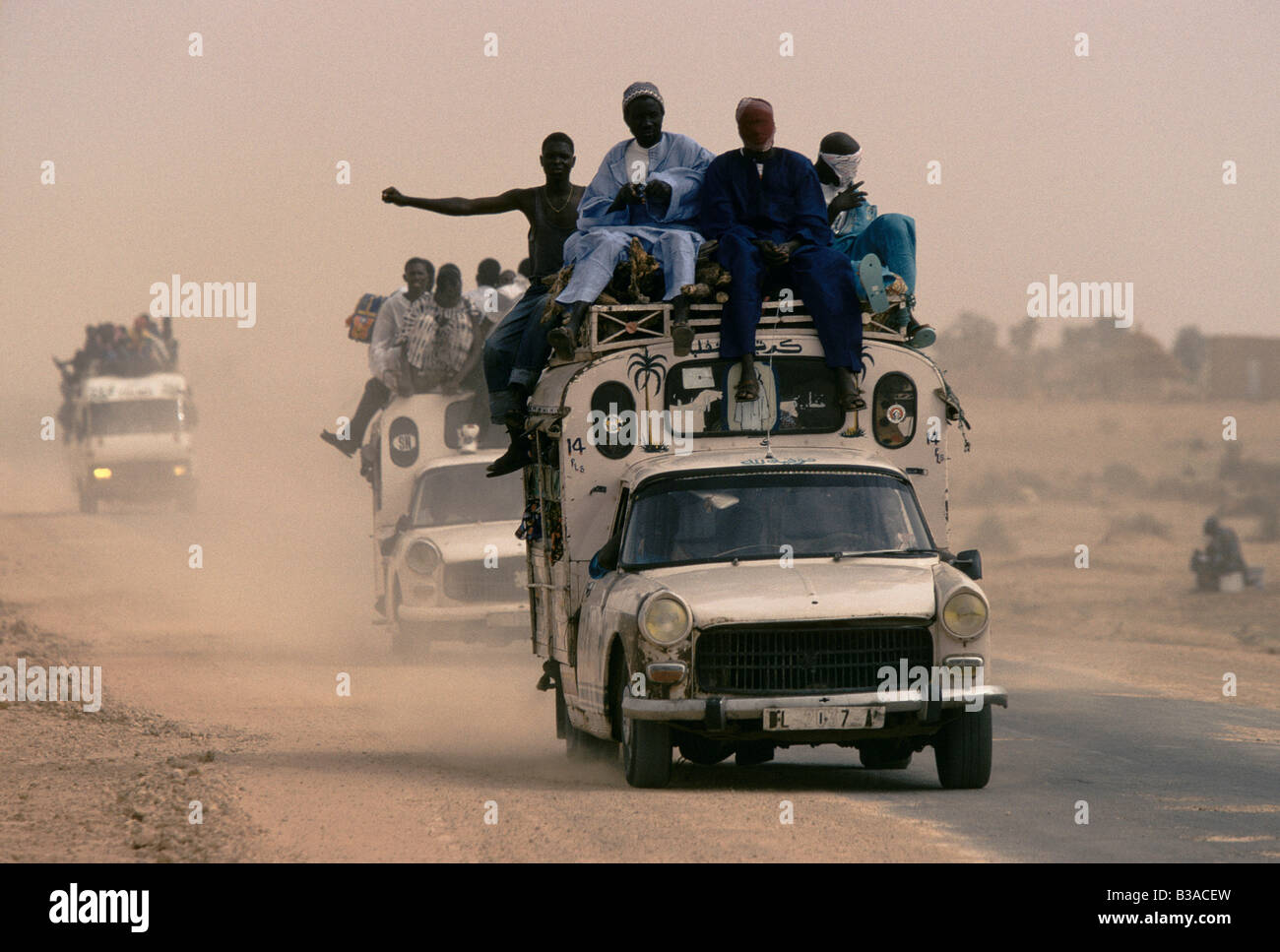 Touba africas little mecca people hi-res stock photography and images ...
