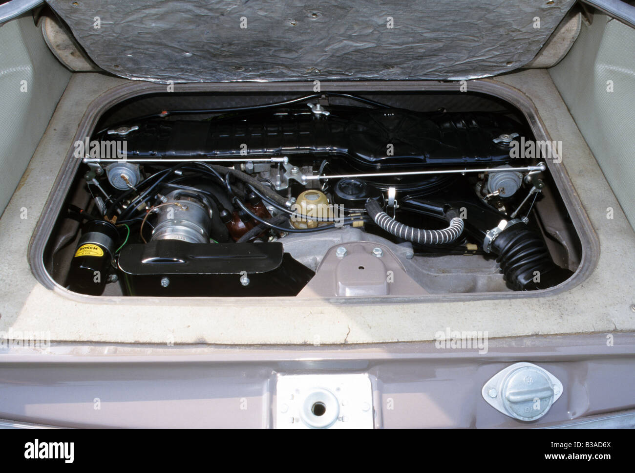 Vw type 3 hi-res stock photography and images - Alamy