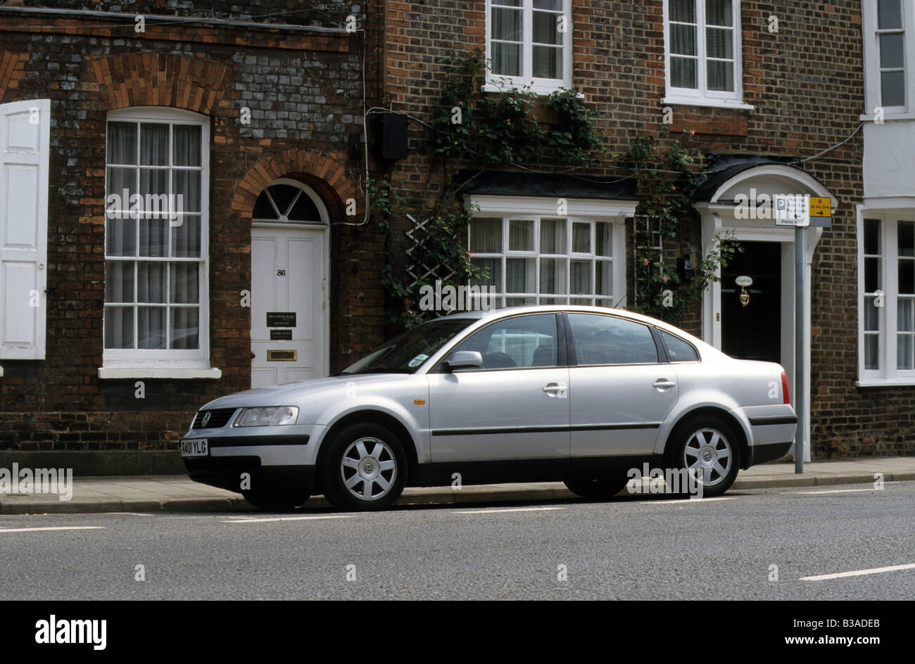 Volkswagen Passat Saloon of 1998 Stock Photo - Alamy