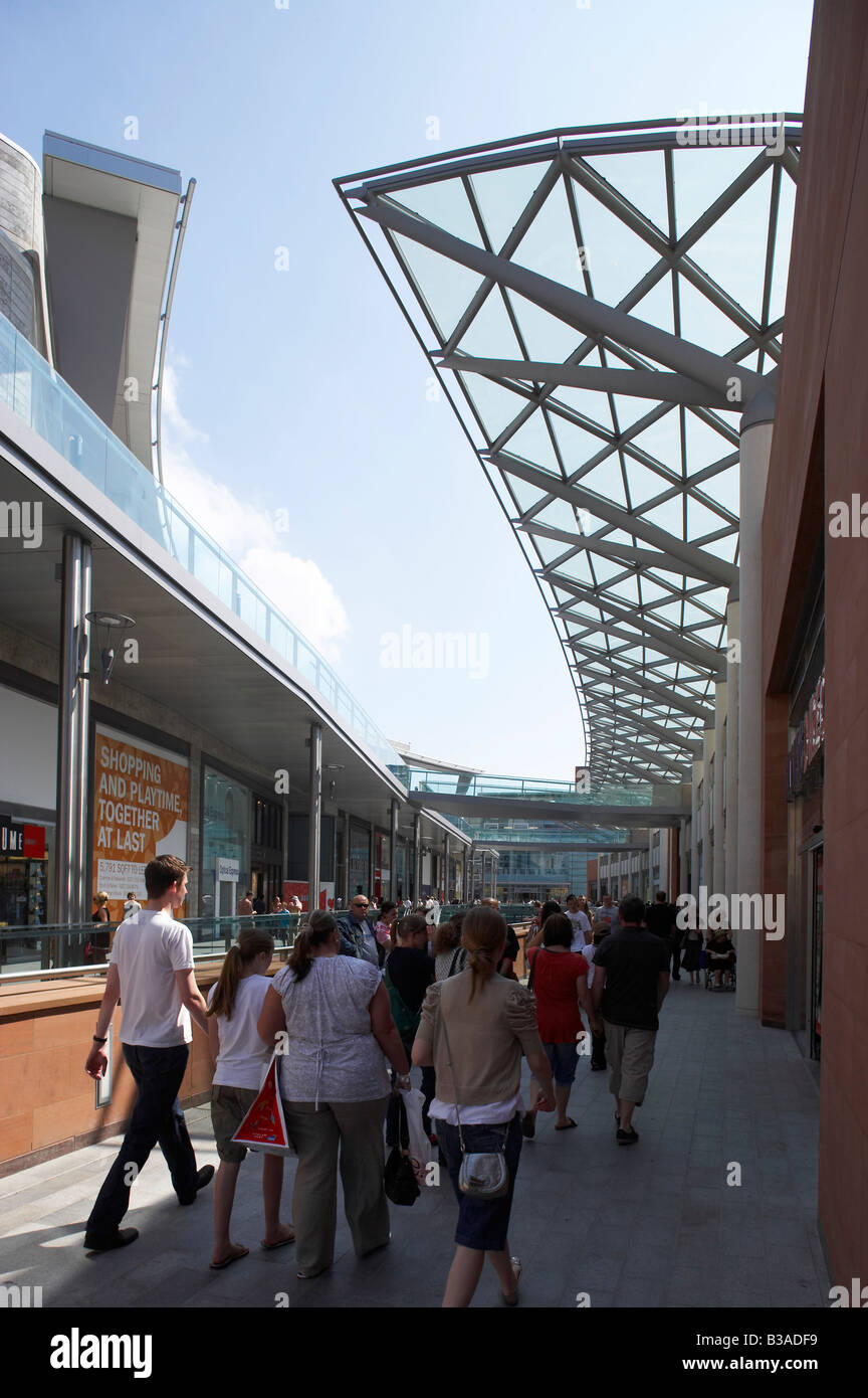 Liverpool One shopping centre Stock Photo - Alamy