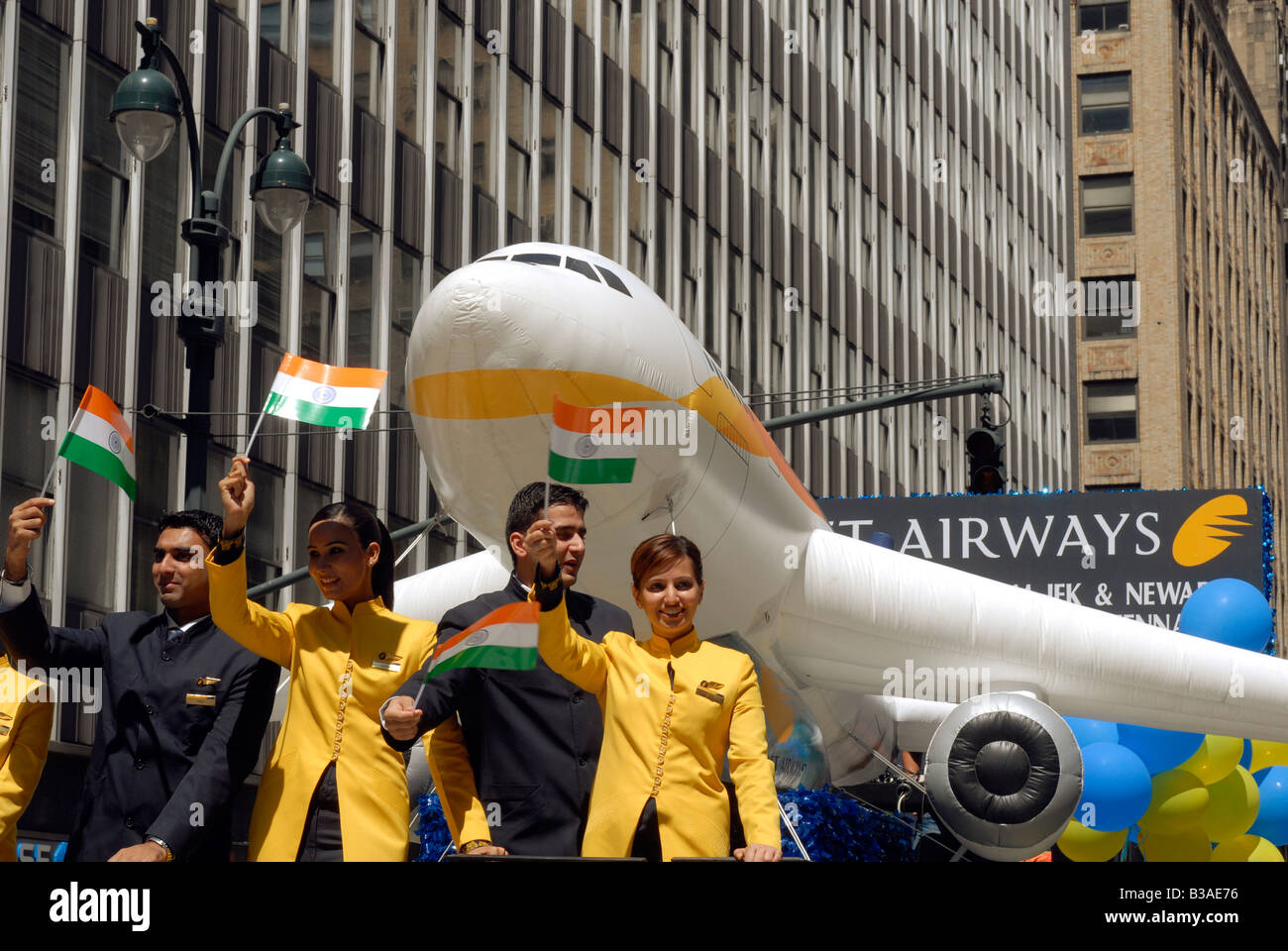 Employees of Jet Airways on their float in the Indian Independence Day ...
