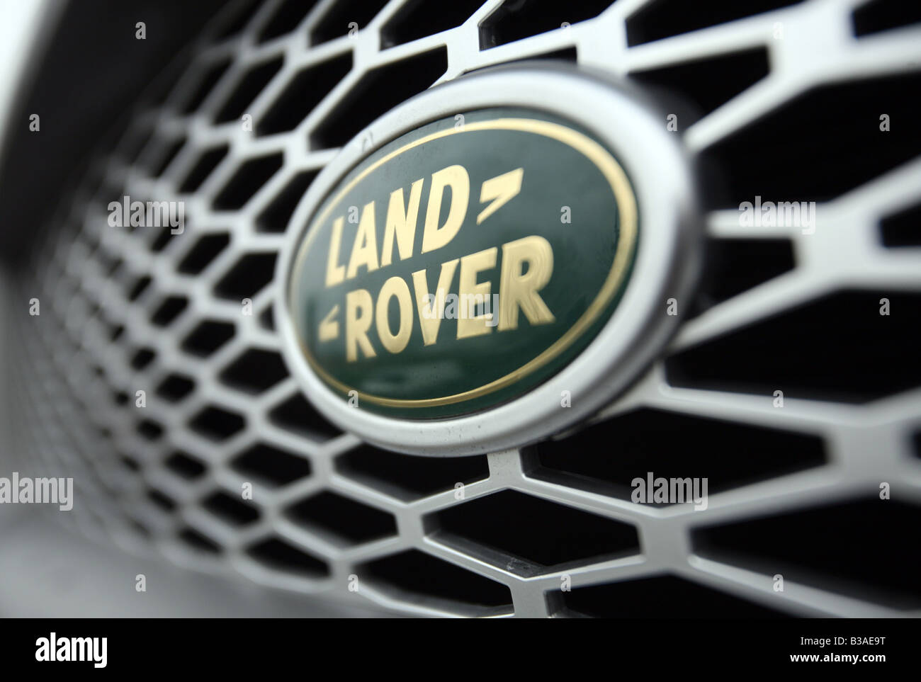 A Land Rover radiator grille Stock Photo - Alamy