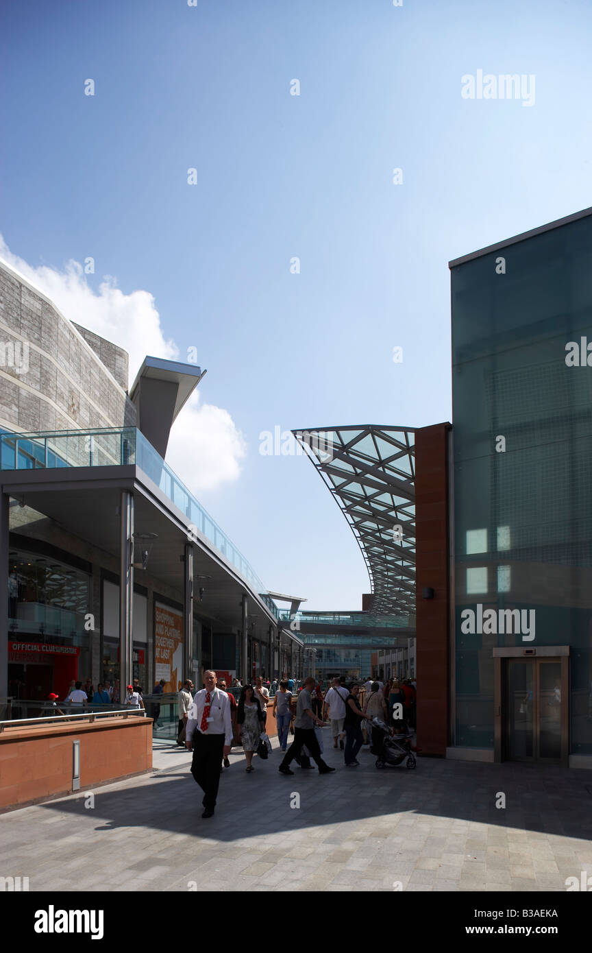 Liverpool One shopping centre Stock Photo - Alamy
