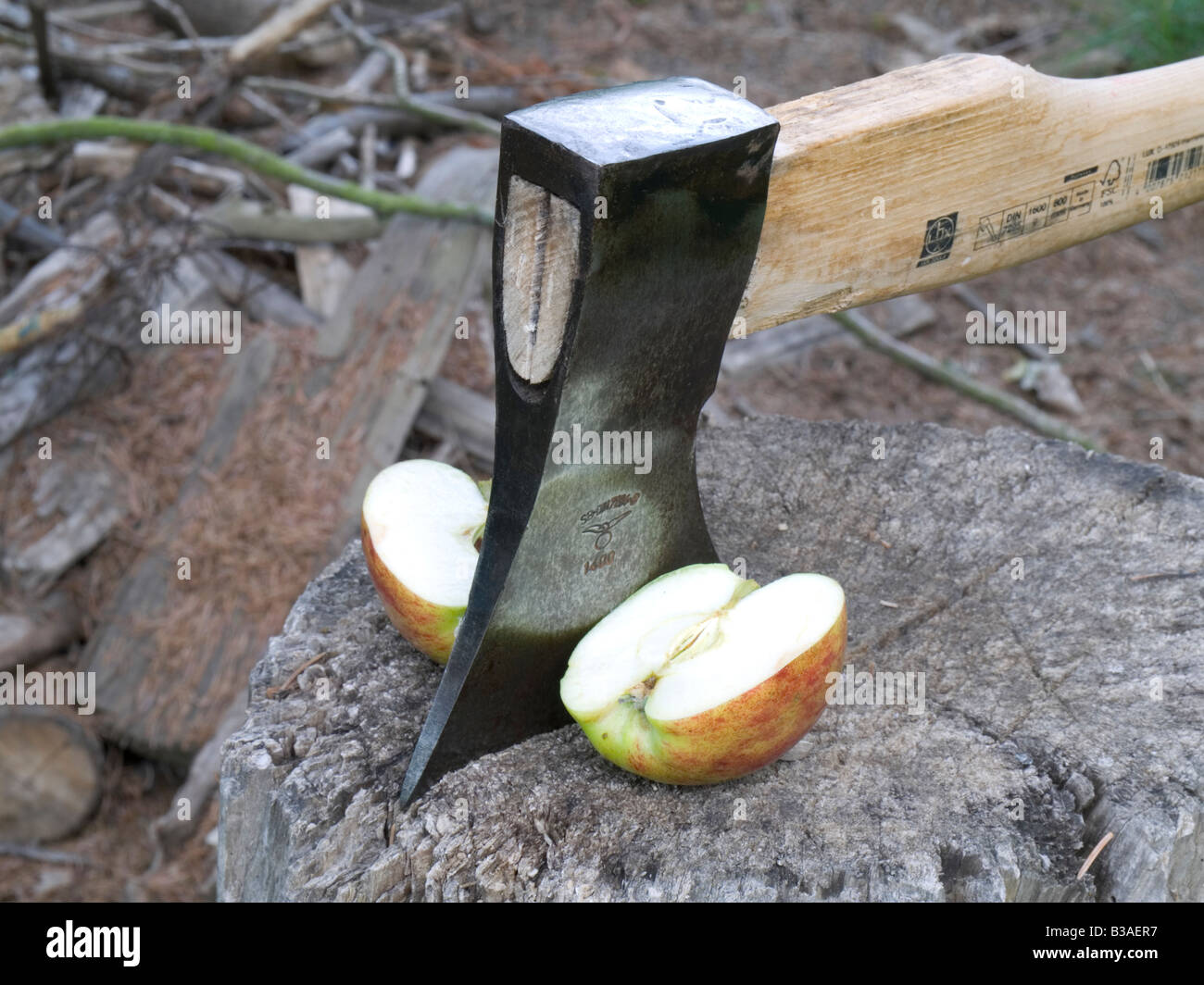 Split block hi-res stock photography and images - Alamy