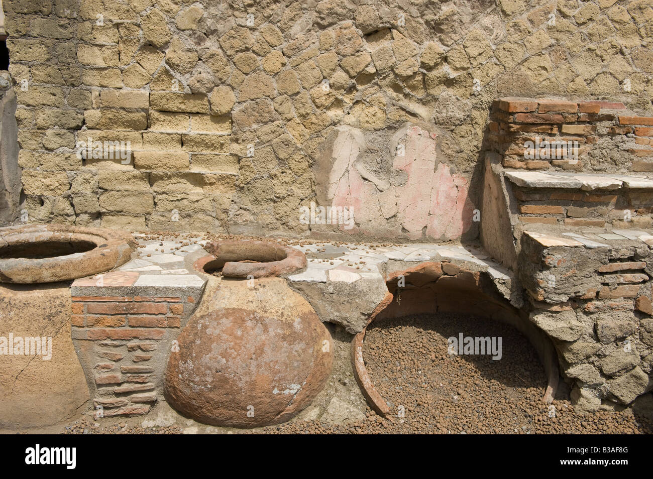 Roman tavern stone hi-res stock photography and images - Alamy