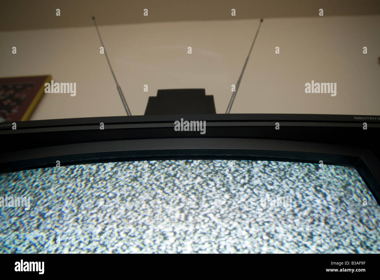 An television set with an old fashioned rabbit ears antenna Stock Photo ...