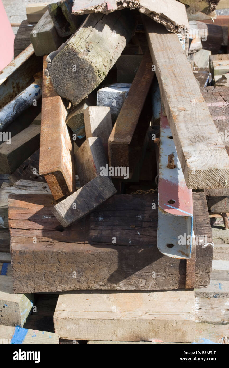 Timber shoring hi-res stock photography and images - Alamy