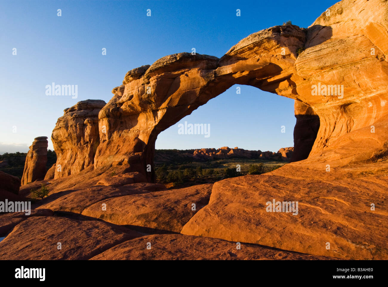 Broken Arch at sunrise Arches National Park Utah Stock Photo - Alamy