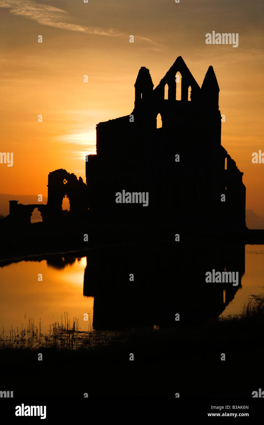 Whitby abbey silhouette hi-res stock photography and images - Alamy