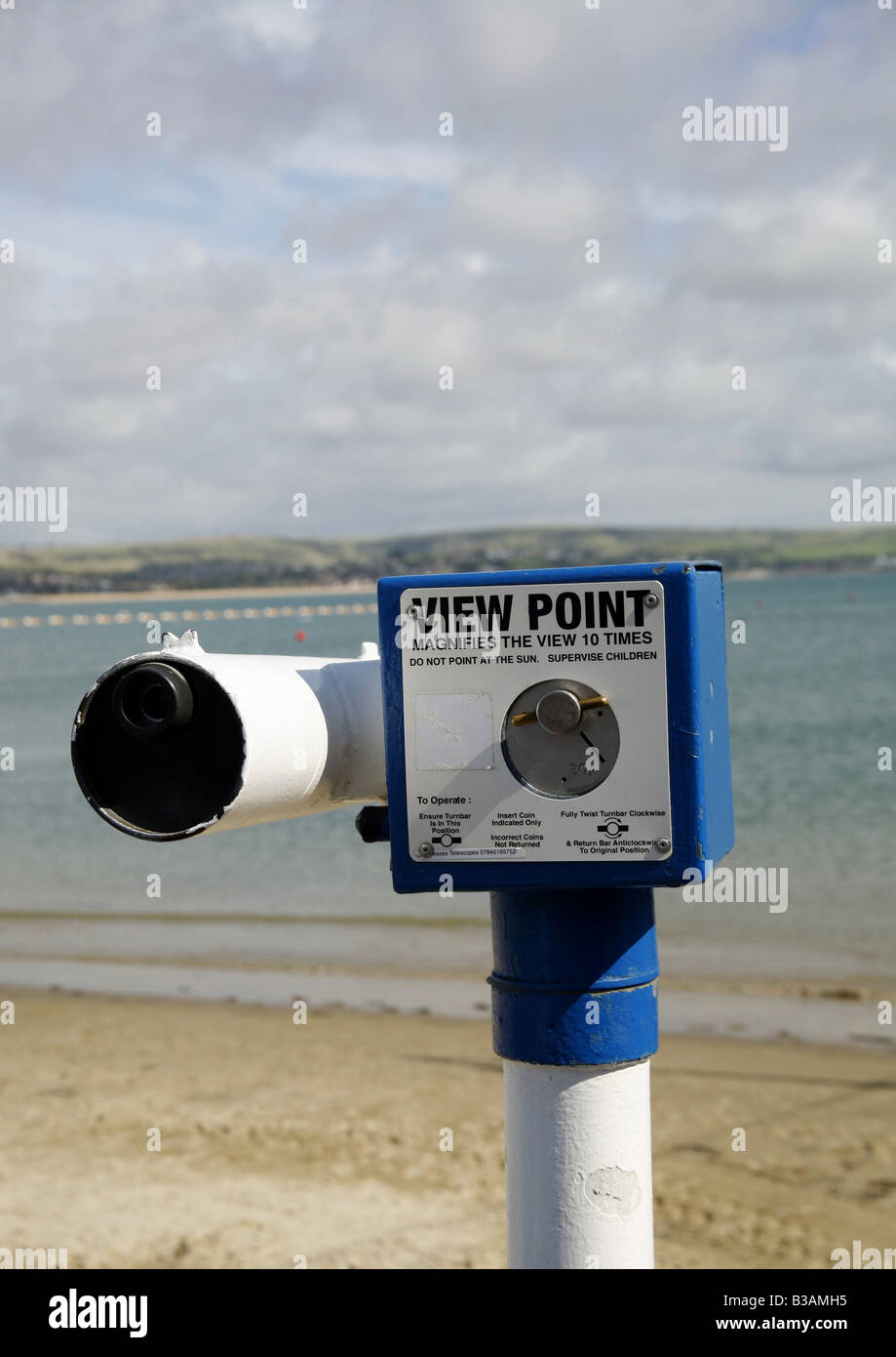 A seaside telescope Stock Photo - Alamy