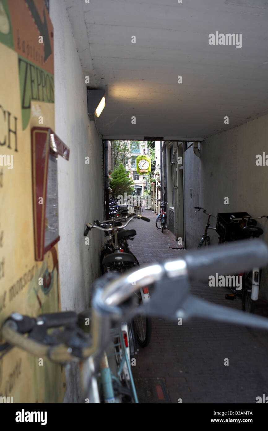 A back street of Amsterdam, Netherlands Stock Photo - Alamy