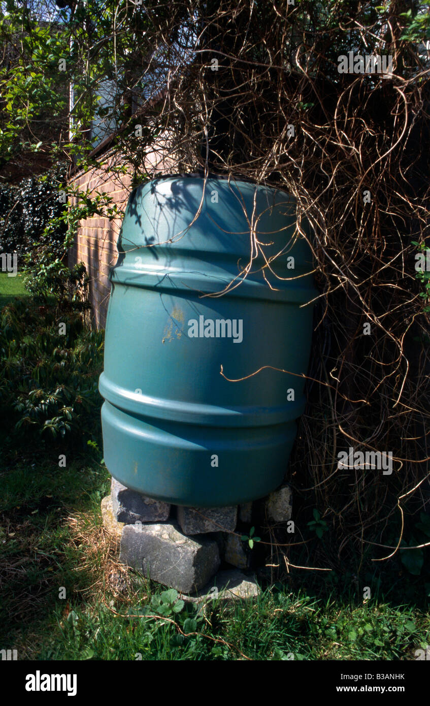 Water barrel hi-res stock photography and images - Alamy
