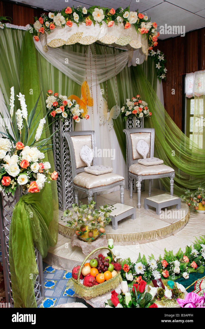 Traditional Malay wedding dais in Terengganu, Malaysia Stock Photo - Alamy