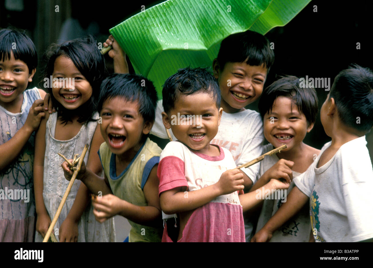 kids in camiguin philippines Stock Photo - Alamy