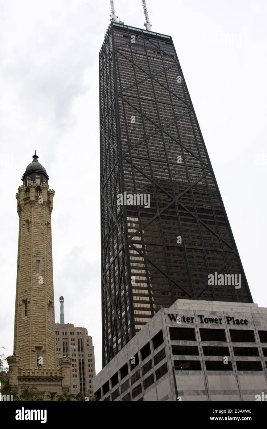 Chicago water tower hi-res stock photography and images - Alamy