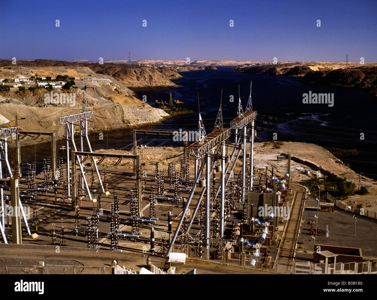 Aswan dam power plant hi-res stock photography and images - Alamy