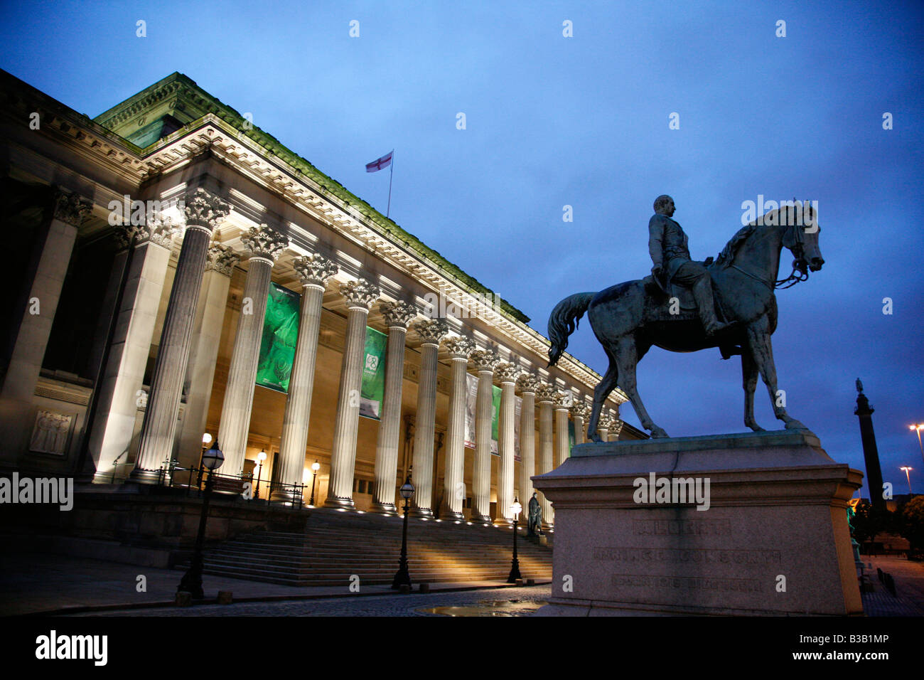 July 2008 - St George s Hall with Prince Albert Statue Liverpool ...