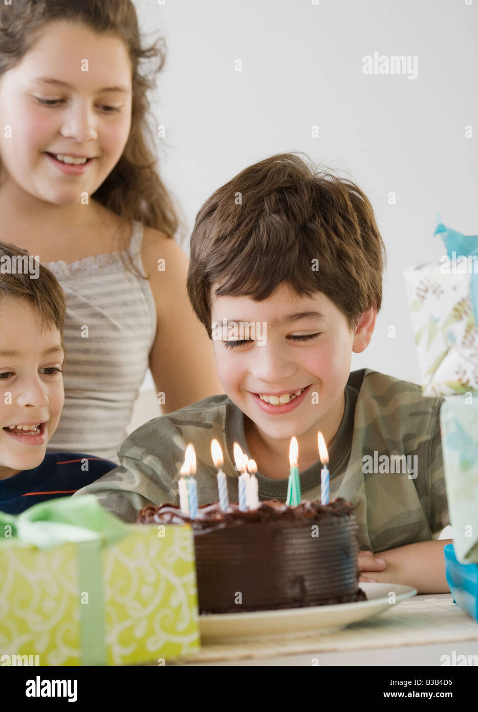Boy cake candle 10 hi-res stock photography and images - Alamy