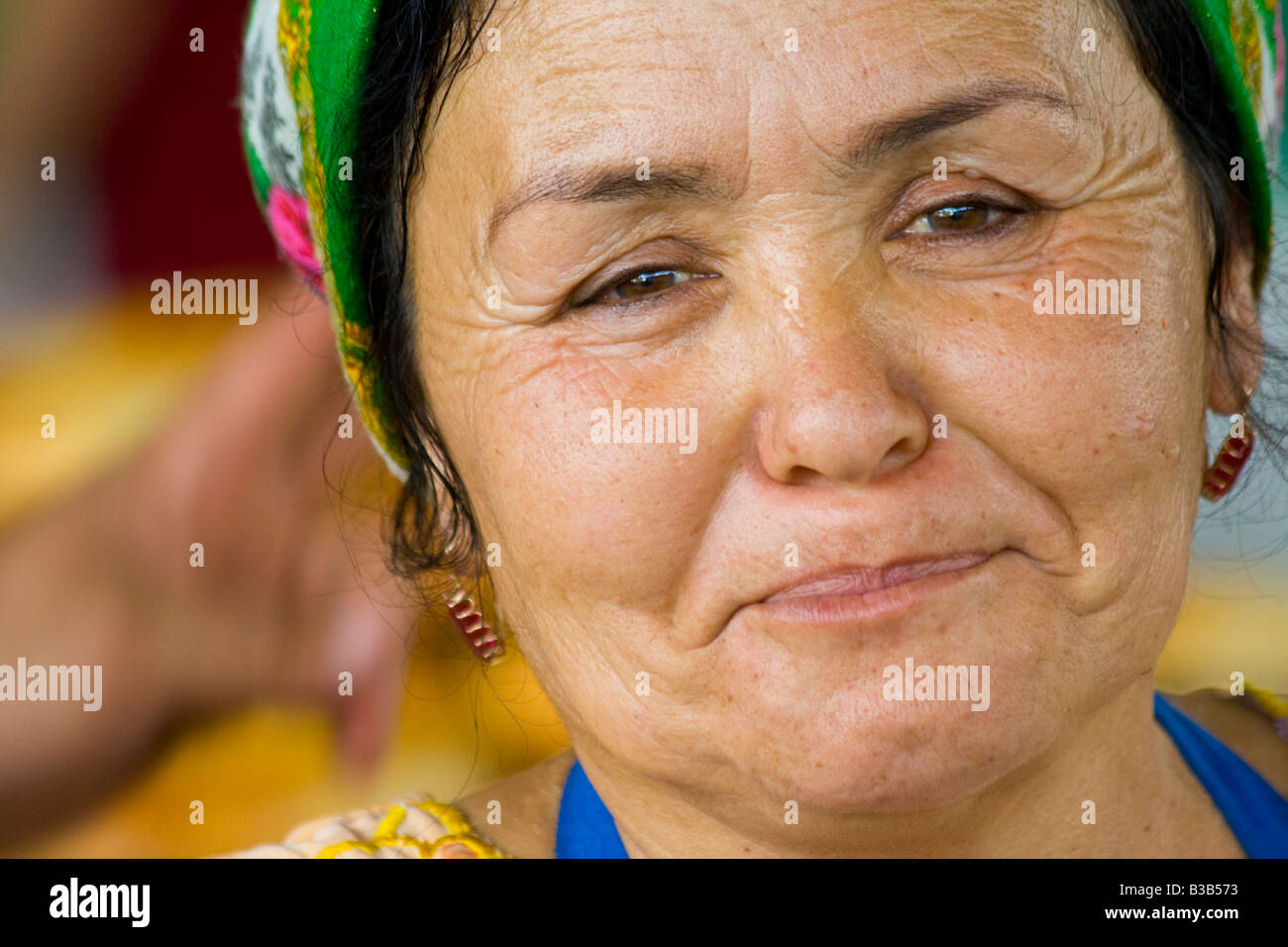 Woman closeup portrait face hi-res stock photography and images - Alamy