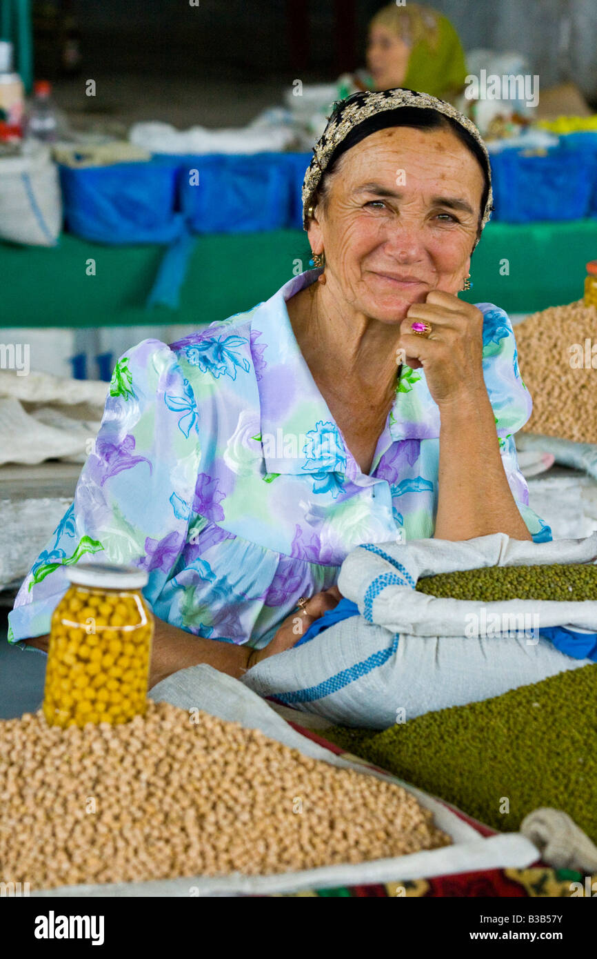 Uzbek Vendor in the Siab Market in Samarkand Uzbekistan Stock Photo - Alamy