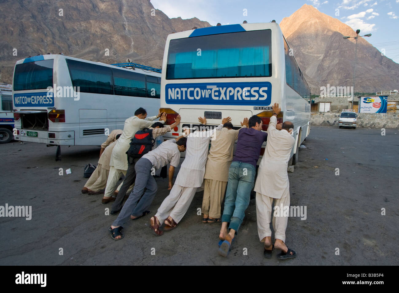 Pakistani Passengers Push Starting the Long Distance Bus Between Gilgit ...